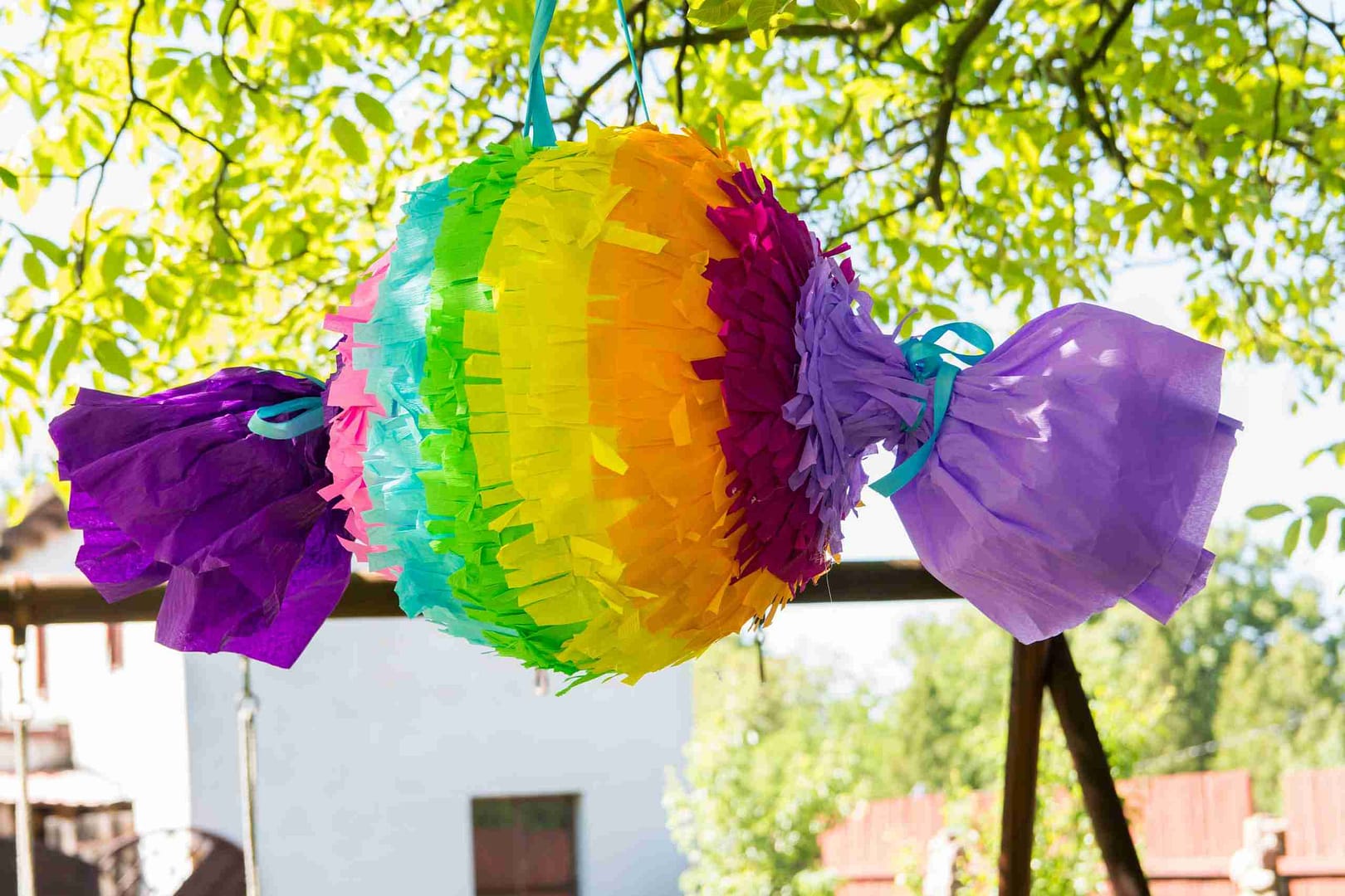 How to Make a Piñata at home (Easy Step-by-Step - Balloon Method ...