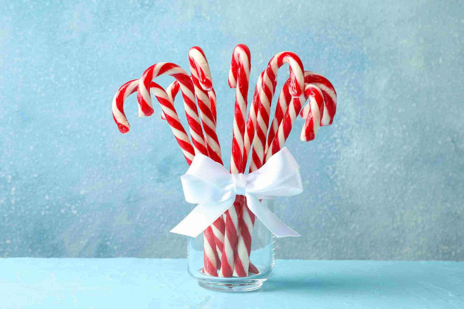 Christmas Science Experiments: Exploring the Chemistry of Candy Canes