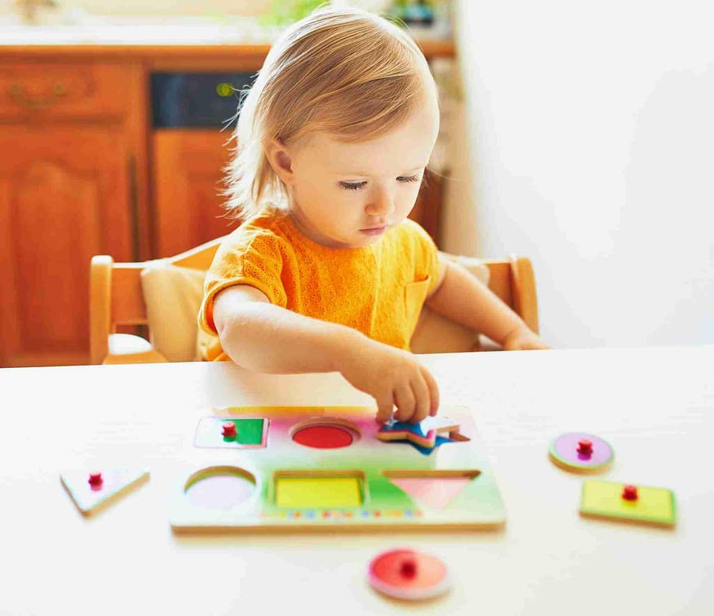 How to introduce puzzles to young children? - Magic Kids Learning